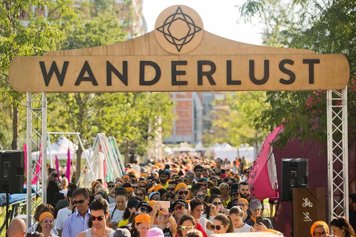 Wanderlust: El festival de yoga más grande del mundo presenta su onceava versión en Chile | Amo ...